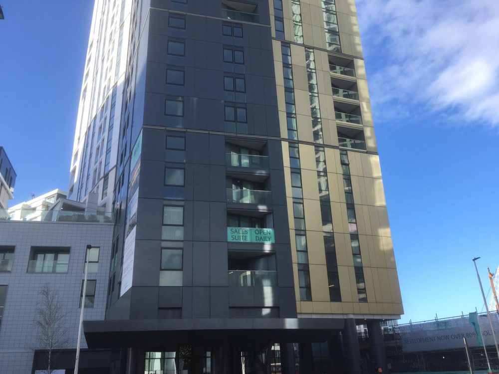 Nine Elms Point, SW8 - HomeViews