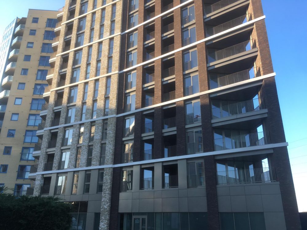 Reviews of Royal Docks West, E16 | HomeViews