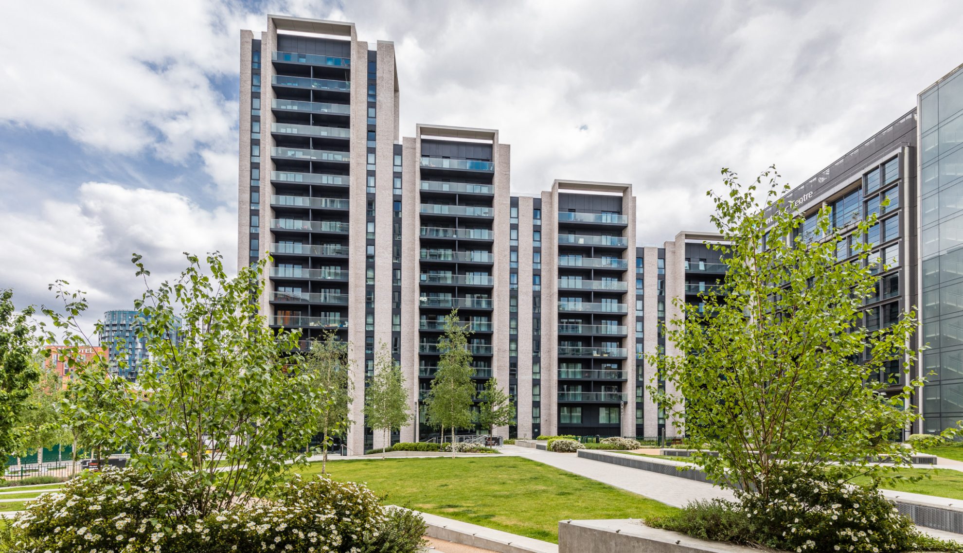 London flats to rent with bills included - HomeViews