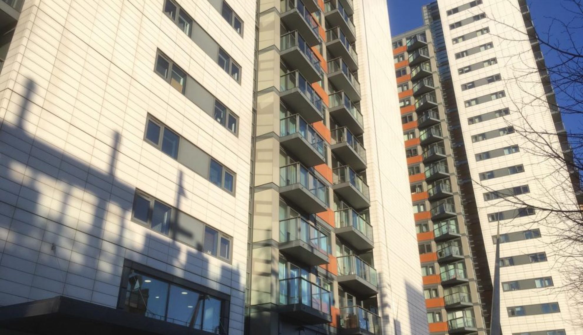 Elektron Tower, E14 - HomeViews