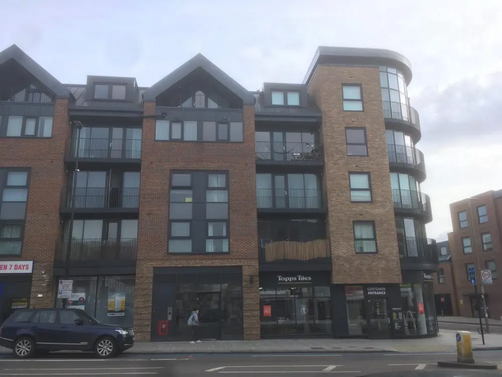 The Broadway, SW17 - HomeViews