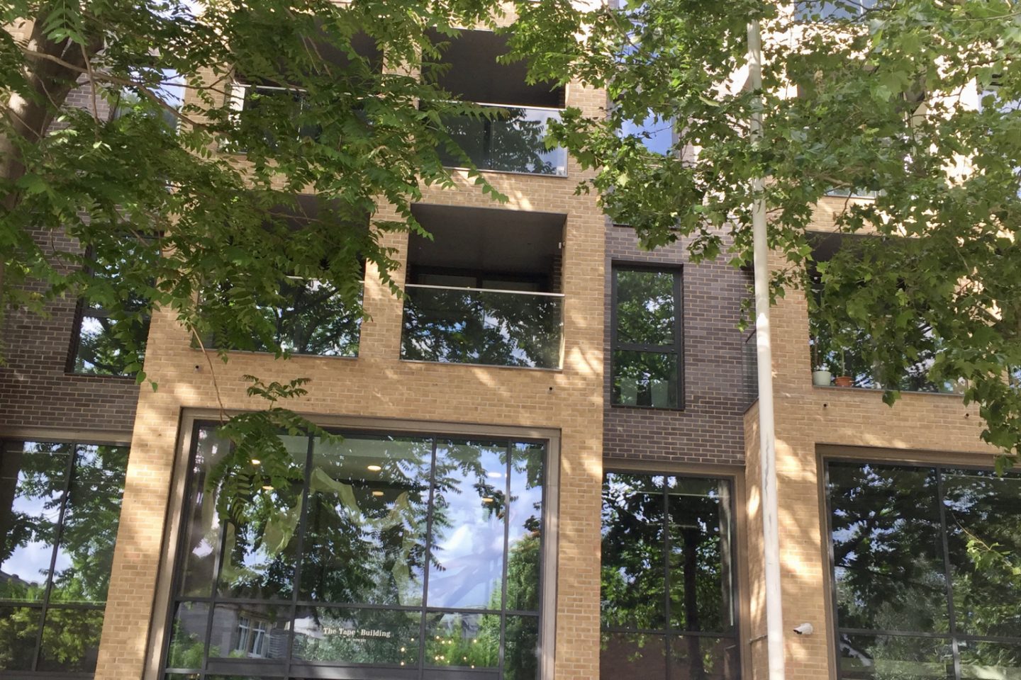 Reviews of The Taper Building, SE1 | HomeViews