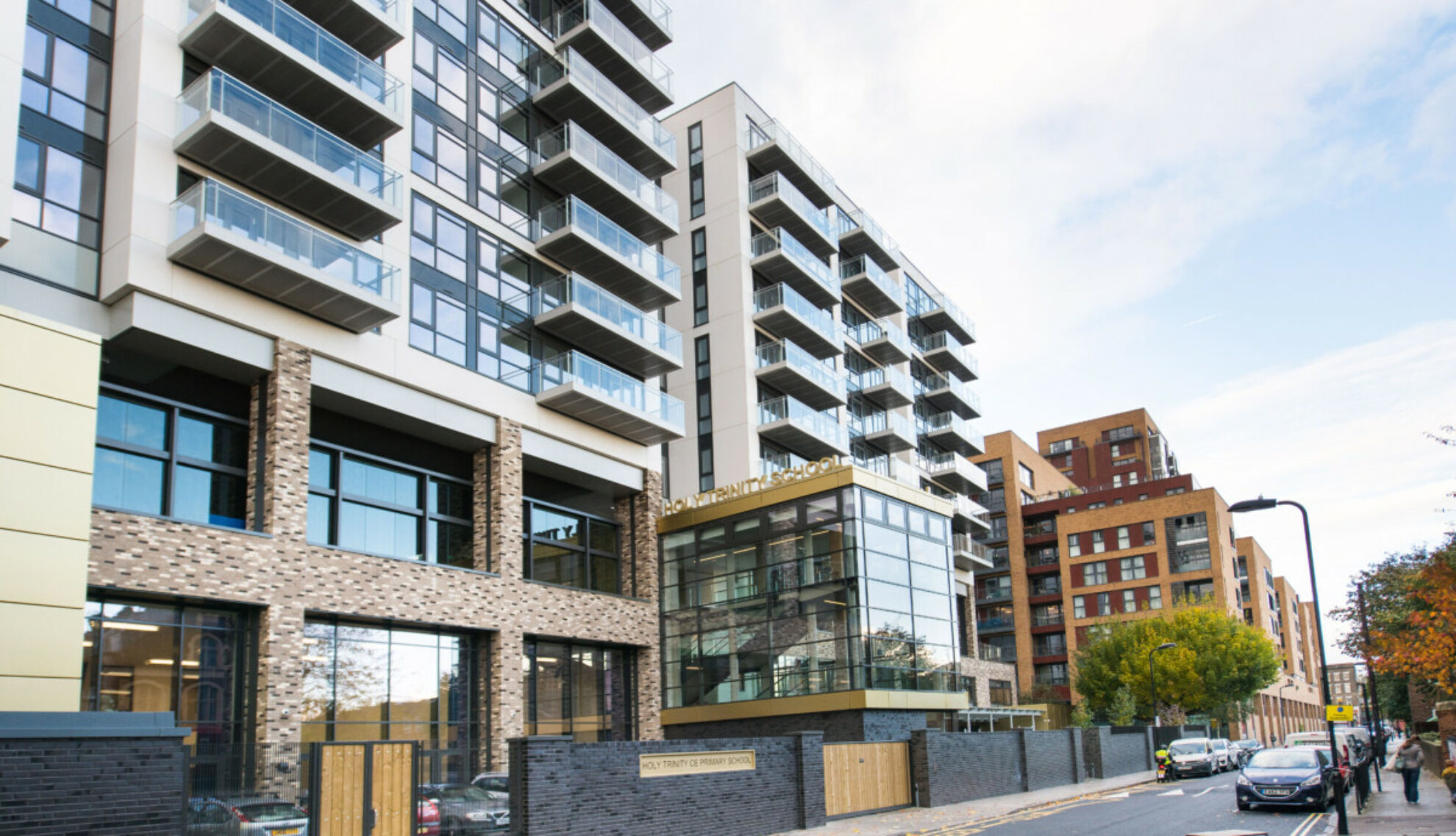 Unex Tower, E15 Reviews | HomeViews