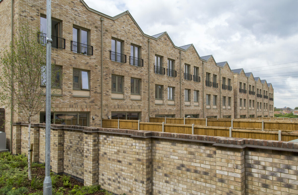 Barking Riverside, IG11 - HomeViews