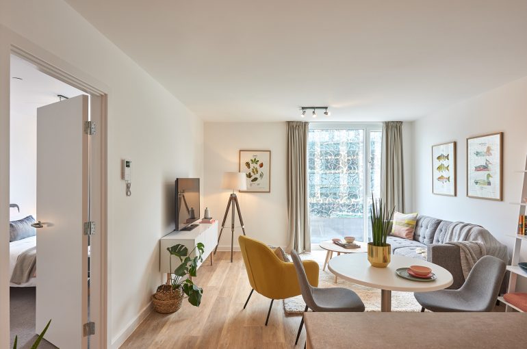 The Wullcomb, LE1 Reviews | HomeViews