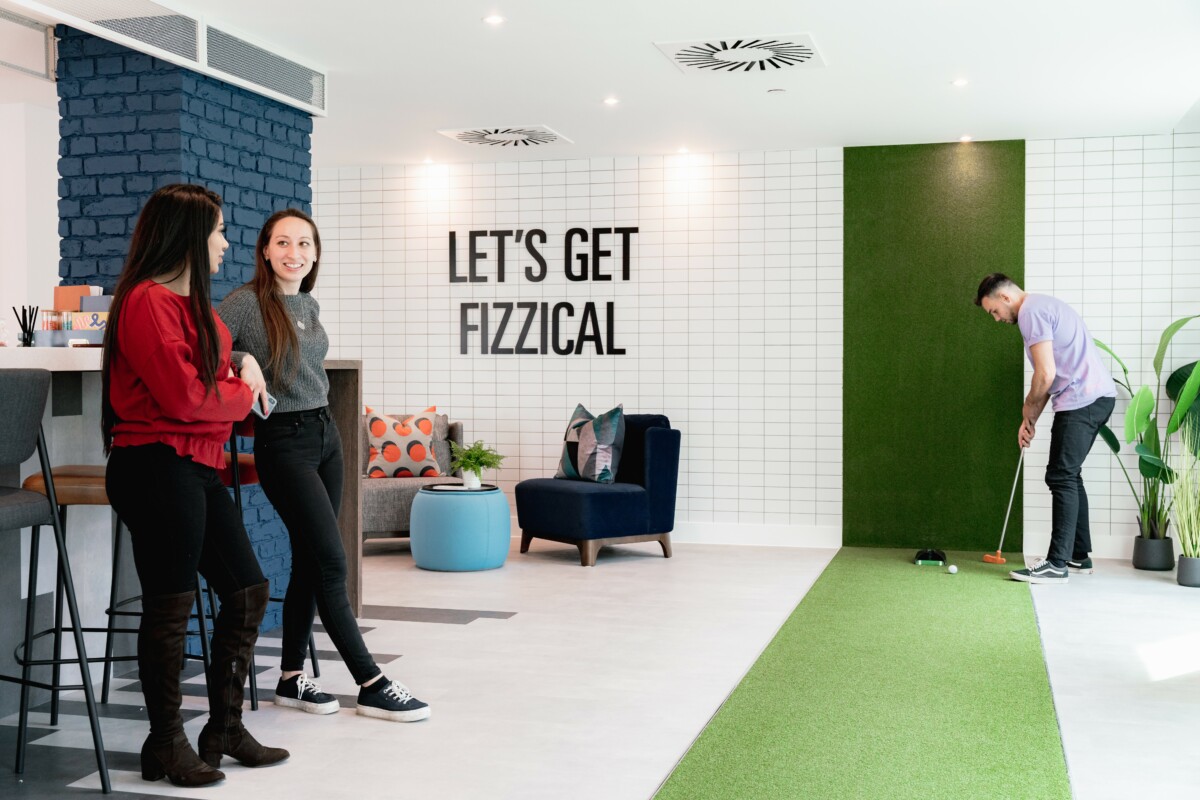 Fizzy East16, E16 - HomeViews