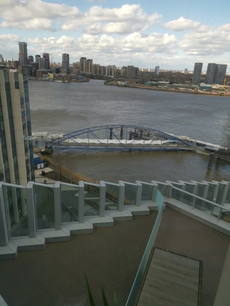 No.4 Upper Riverside, Greenwich Peninsula, SE10 - HomeViews