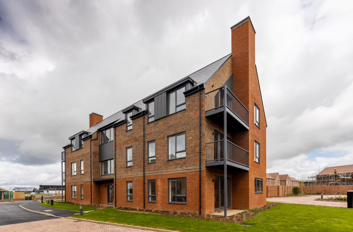 Ockford Park, GU7 - HomeViews